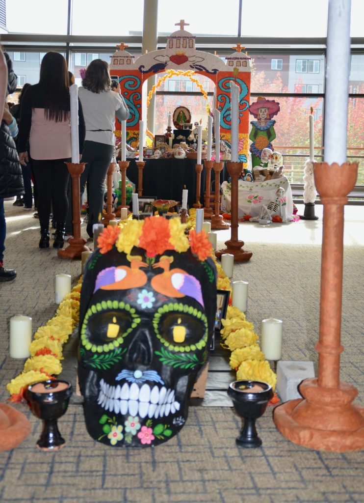 Día de los Muertos celebrated at Lynnwood Convention Center - My ...