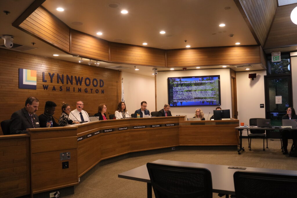 City council receives breakdown of Lynnwood's 2025-26 biennial budget - Lynnwood Today