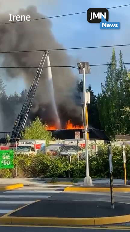 Sunday fire destroys Lynnwood commercial building - My Lynnwood News