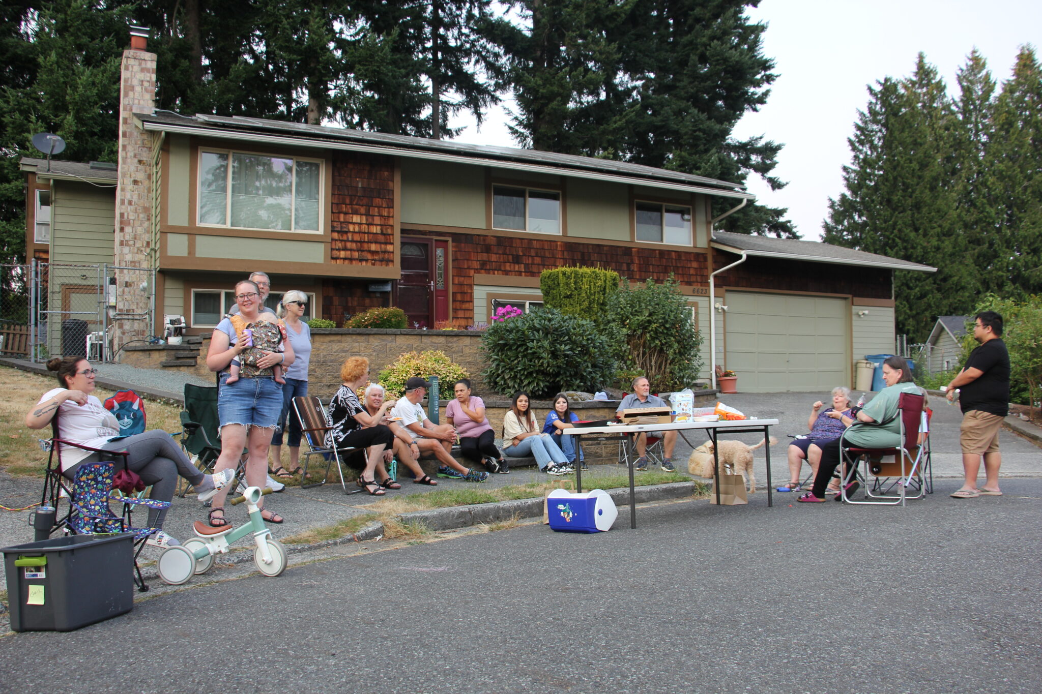 Scene in Lynnwood: National Night Out 2026, the city's biggest party ...
