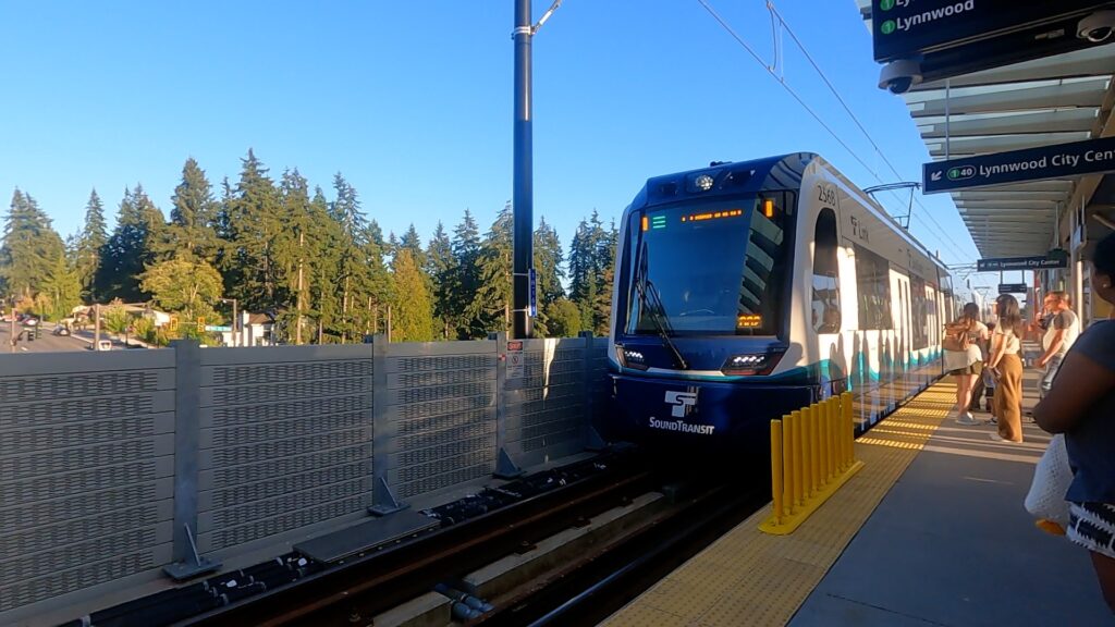 On video: All aboard light rail in Snohomish County | MLTnews.com