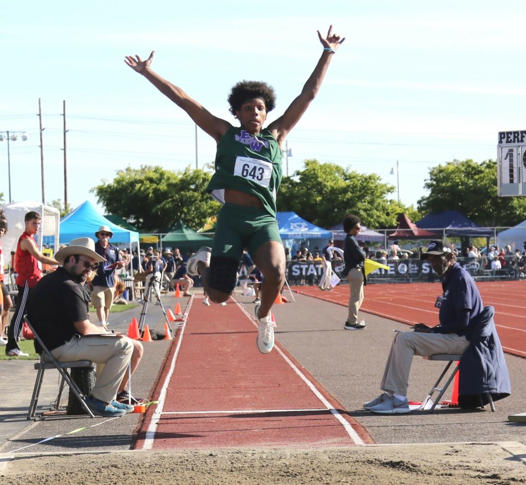 Prep track and field day one: Pair of Edmonds SD athletes come away ...