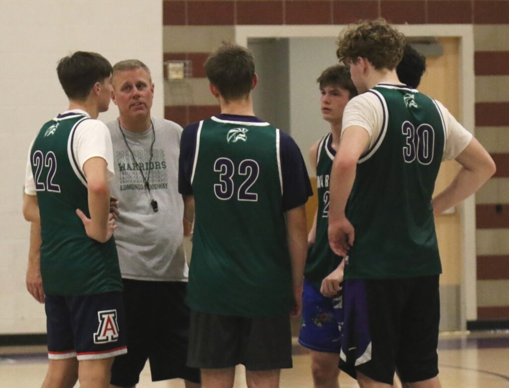 Prep boys basketball: After best-ever finish last season, Warriors ...