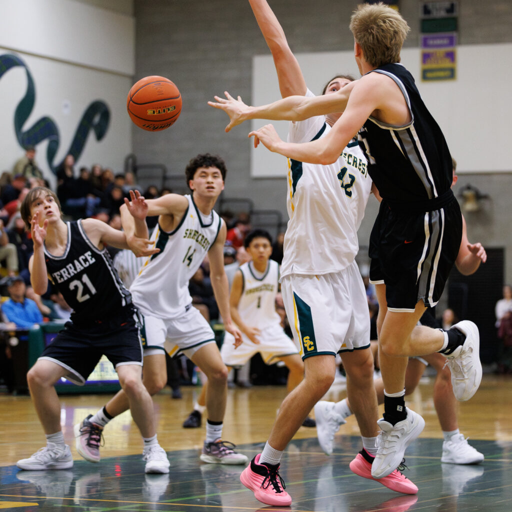 High school sports roundup for Dec. 12, 2025 - My Edmonds News