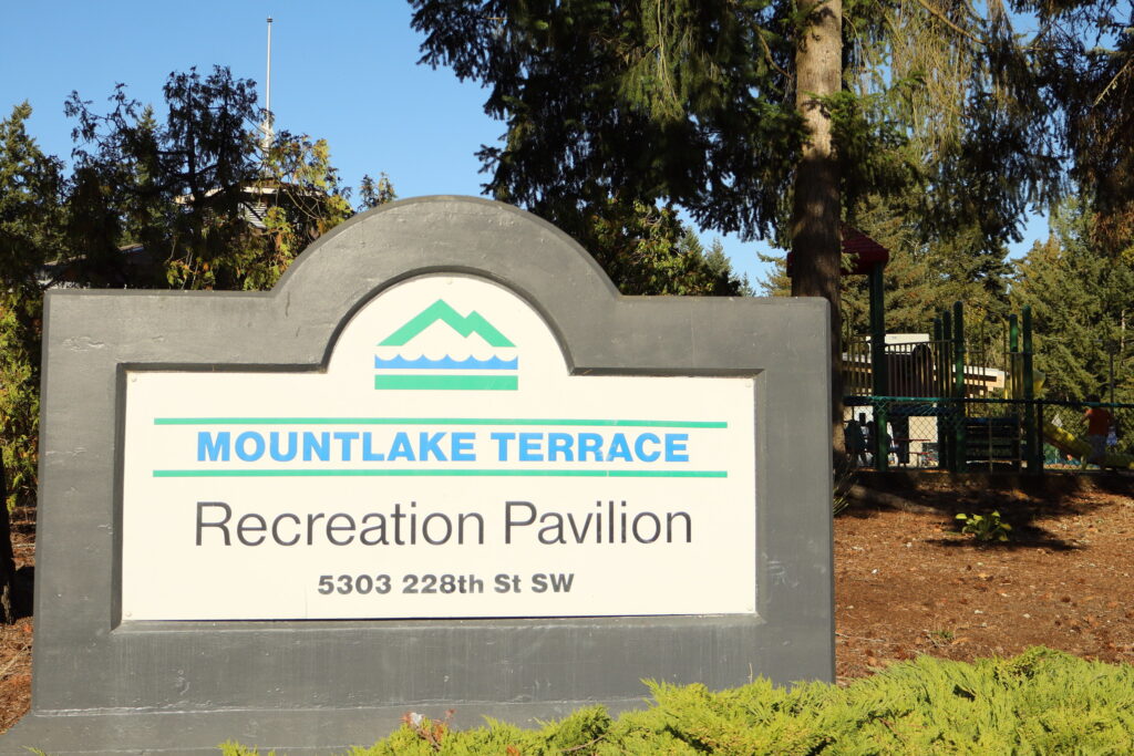 MLT Community Giving Tree returns to support Concern for Neighbors Food ...