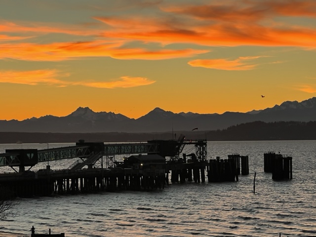 Edmonds scenic: Friday's sunset, from Sunset - My Edmonds News