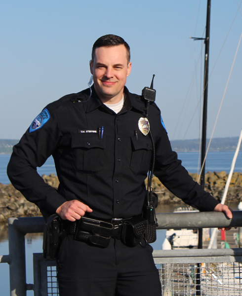 Off-duty Edmonds police officer dies after being stabbed in Las Vegas ...