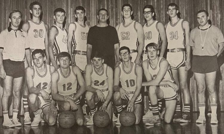 2022 Athletic Hall of Fame inductees honored for E-W, Edmonds and ...