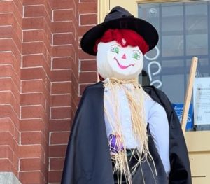 Deadline Nov. 1 to vote for your favorite Edmonds Scarecrow Festival ...