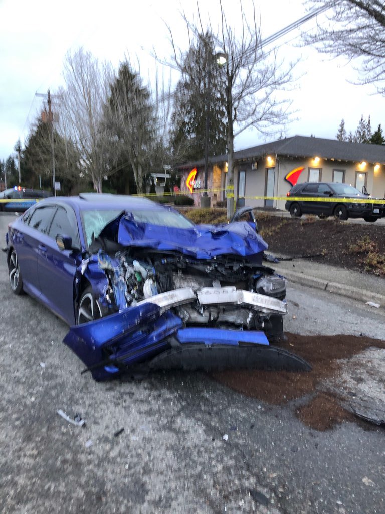 DUI crash injures two on 212th St SW Saturday morning - My Edmonds News