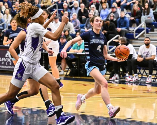 Prep girls basketball: Meadowdale falls to top-seeded Garfield in state ...