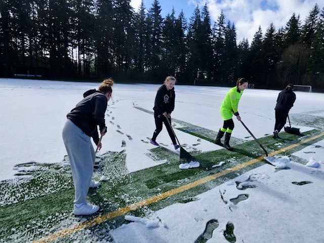 Snow what? Edmonds soccer team finds a way to play - My Edmonds News
