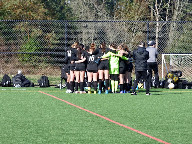 Snow what? Edmonds soccer team finds a way to play - My Edmonds News