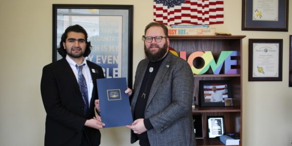 State Senate recognizes Edmonds College student leader - My Edmonds News