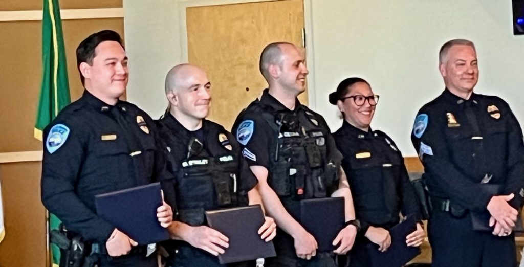 Edmonds police officers honored during annual awards ceremony - My ...