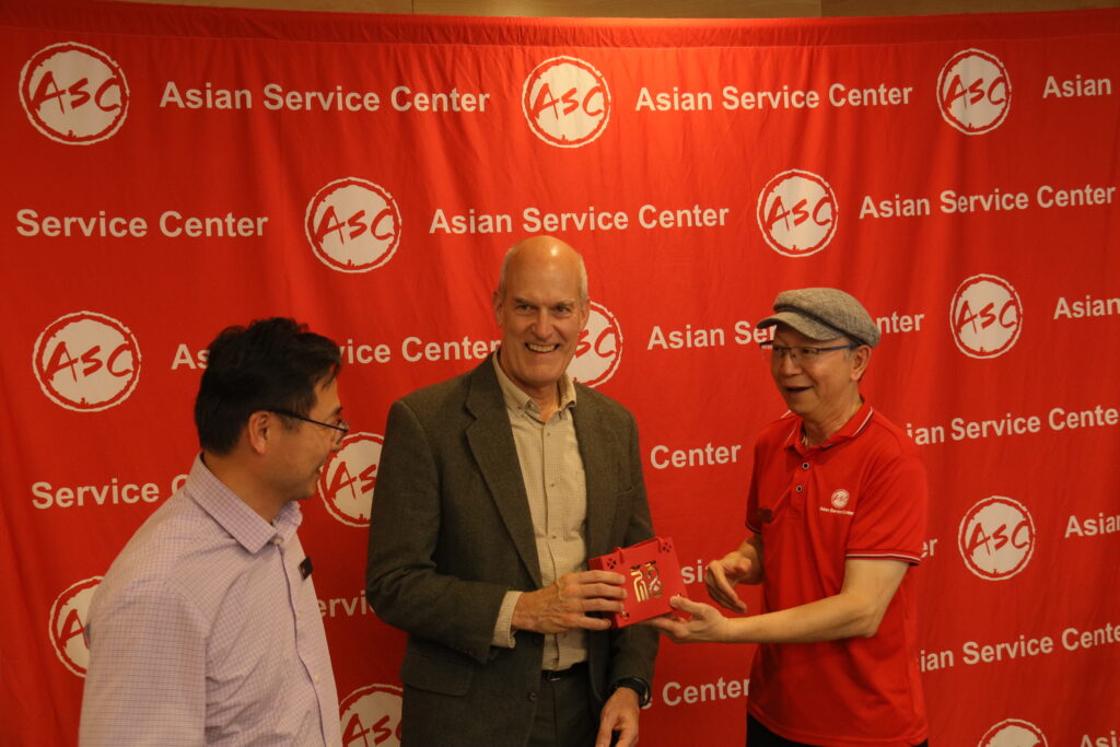 Congressman Rick Larsen visits Asian Service Center - My Edmonds News