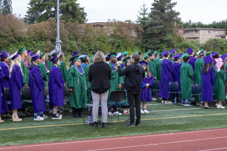 'Be grateful for everything you have': Edmonds-Woodway HS graduates 319 ...