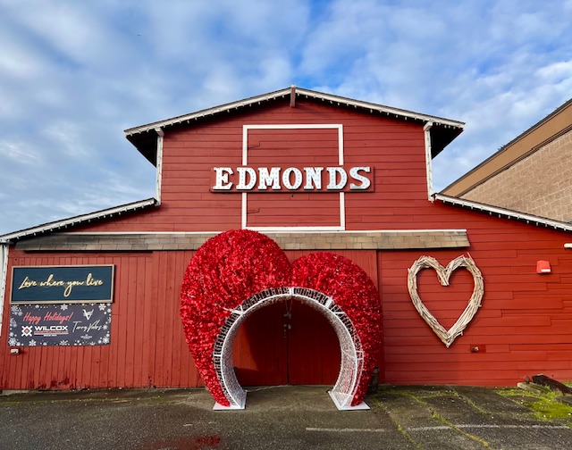 Red barn valentines - My Edmonds News