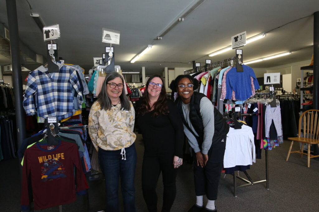 ‘The dream is to stop clothing insecurity’: Lynnwood-based nonprofit ...
