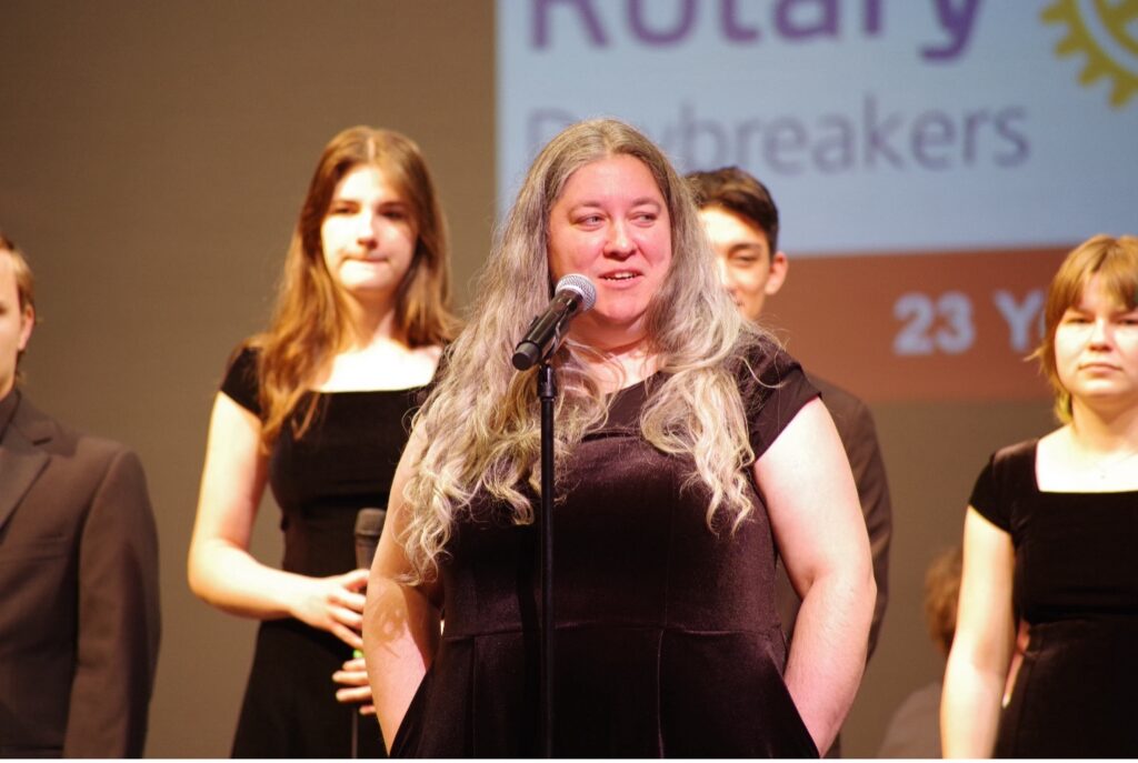 Forget the drizzle: High school musicians sizzle during annual Edmonds ...