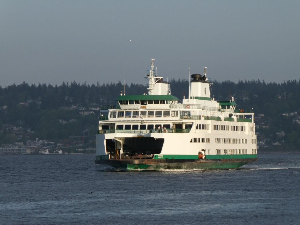 Bids to build new plug-in Washington state ferries come in high ...