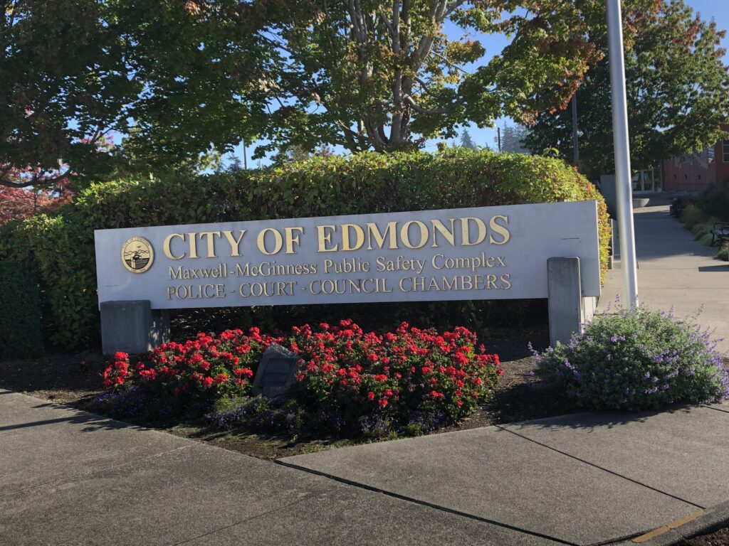 Council May 27 to hold public hearing on design review code updates ...