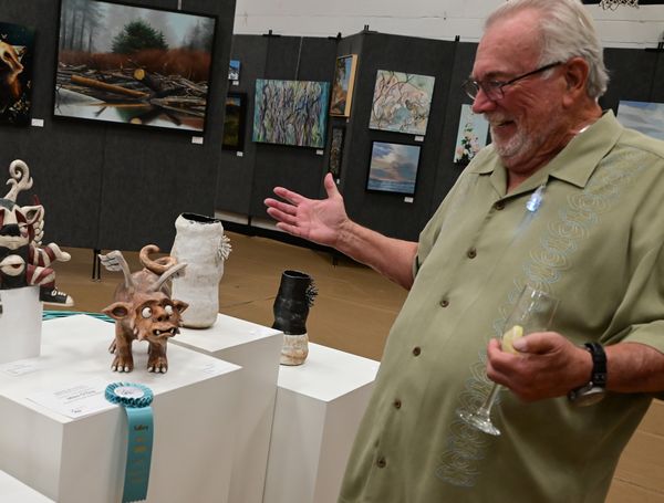 Annual party launches 2025 Edmonds Art Festival with music, dancing ...