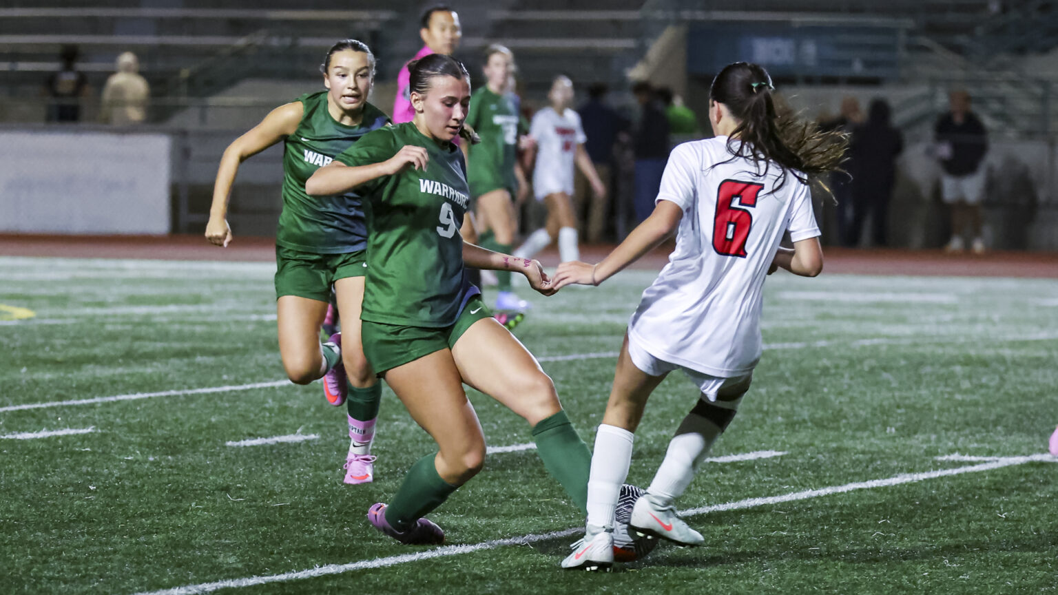 High school sports roundup for Oct. 9, 2025 - My Edmonds News