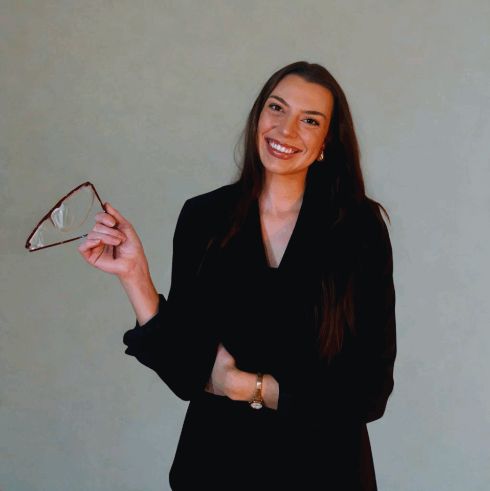 Lindsey Wolcott named new advertising sales manager - My Edmonds News