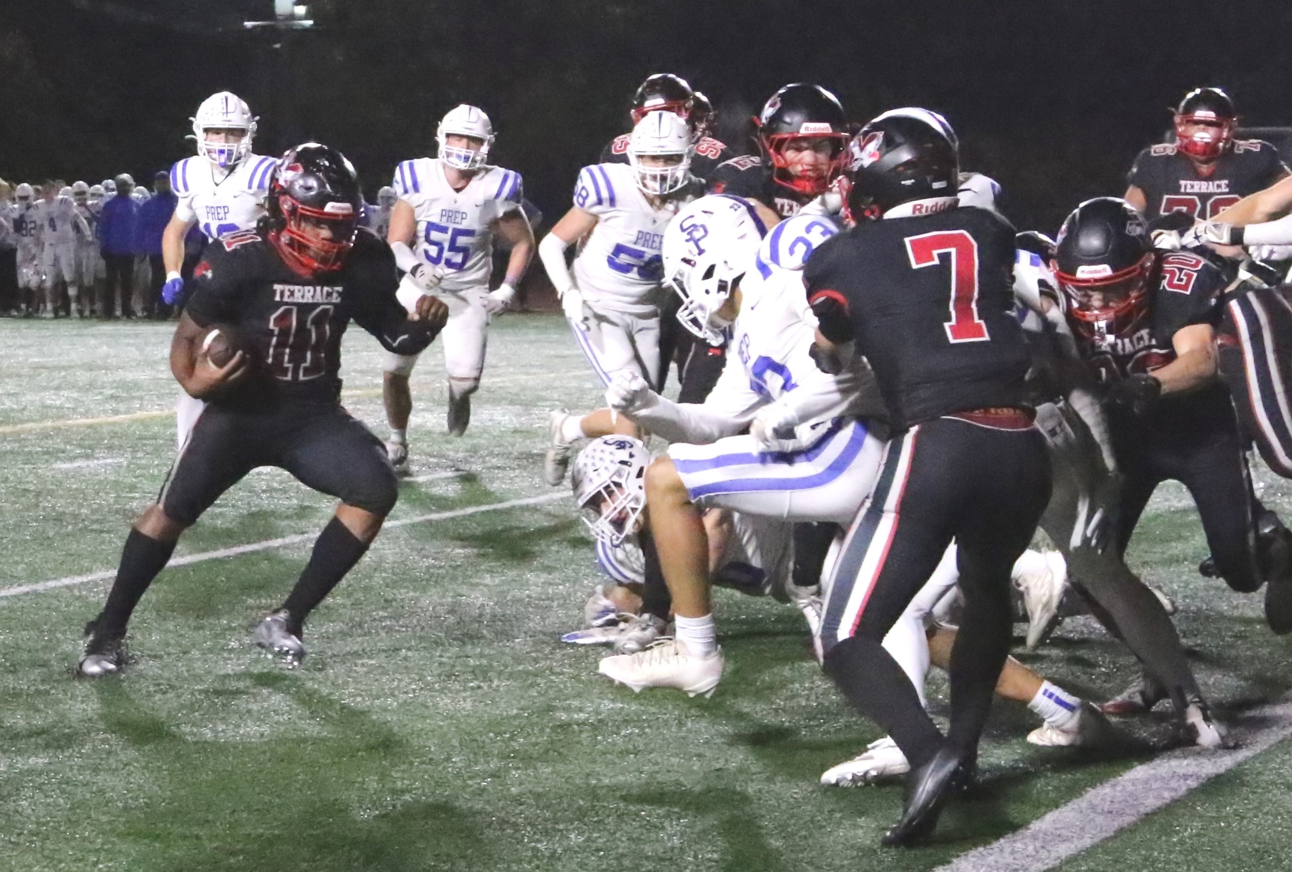 Prep football: Seattle Prep's fourth-quarter surge ends Hawks' season ...
