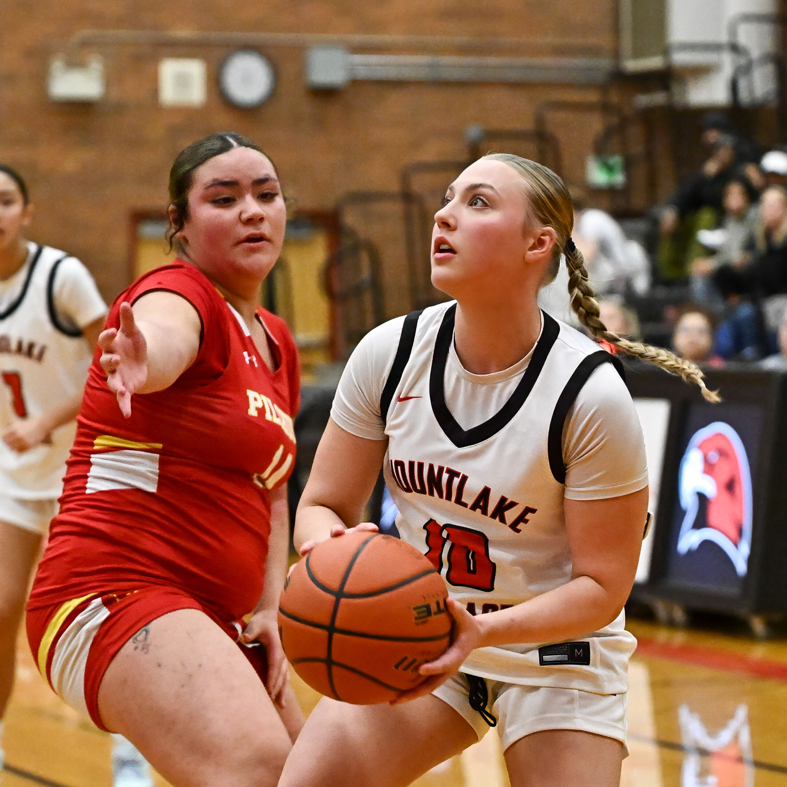 High school sports roundup: Dec. 1, 2025 - My Edmonds News