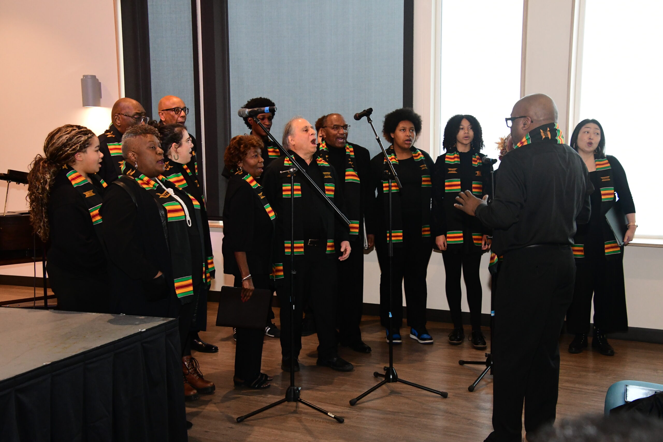 Capacity crowd gathers at Waterfront Center to pay tribute to Dr ...