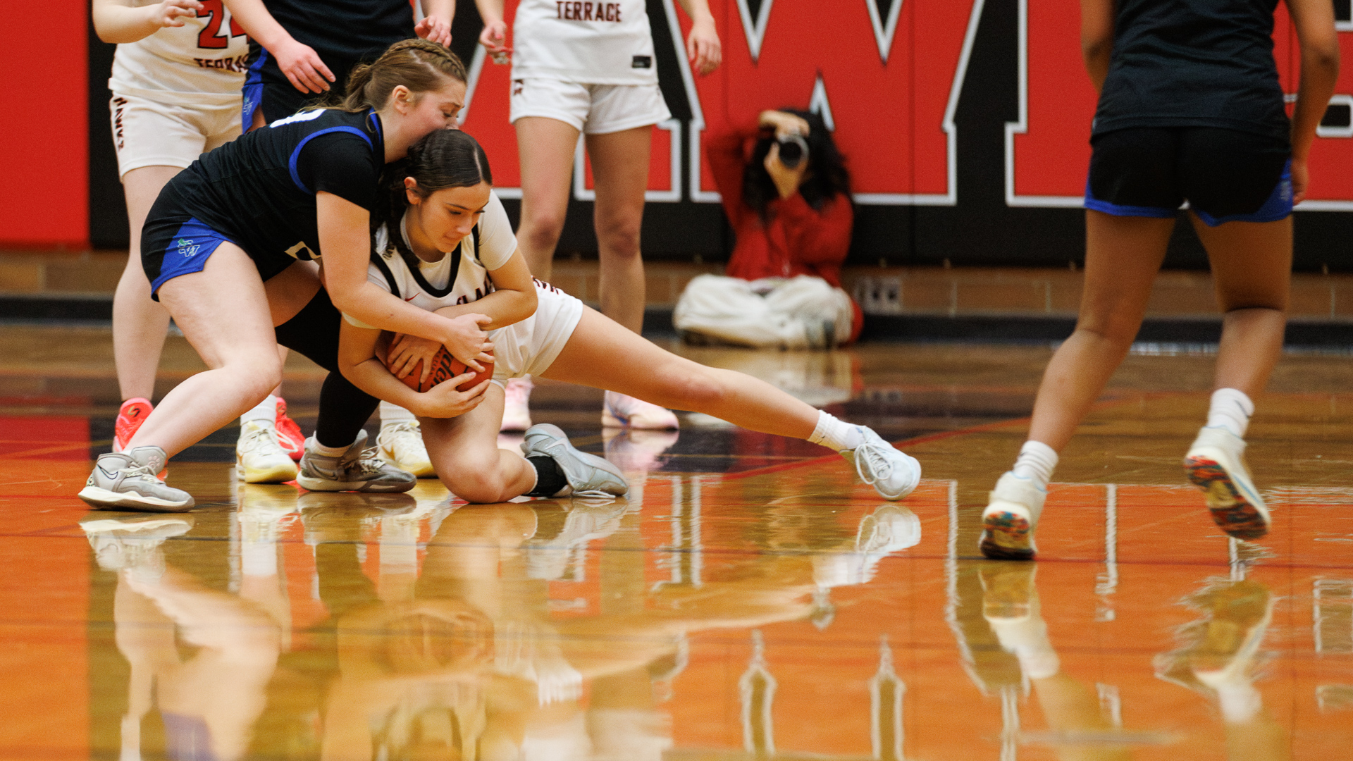 Mountlake Terrace junior Abigail Schmicker forces a jump ball. - My ...
