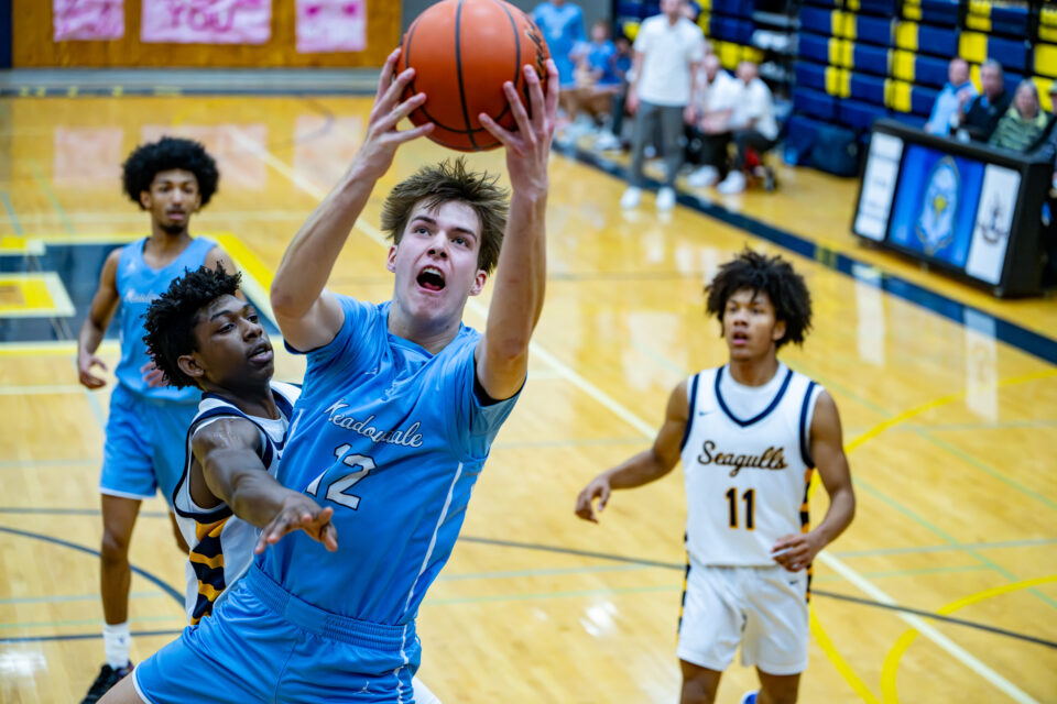 High school sports roundup for Feb. 17, 2026 - My Edmonds News